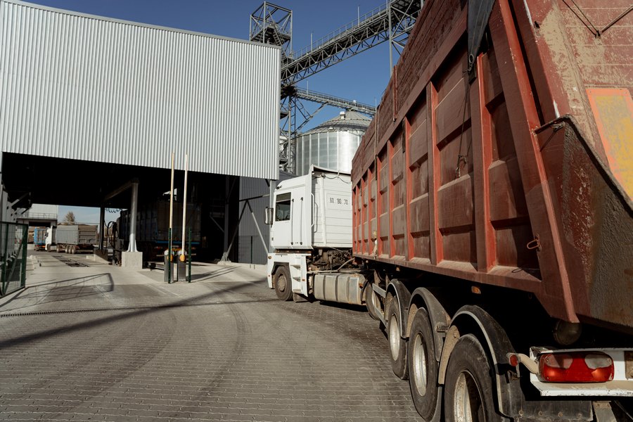 Рентабельність і конкуренція: як елеватори рахують вартість своїх послуг цього сезону ...