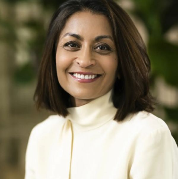 Фінч Рохіні — Elevatorist.com