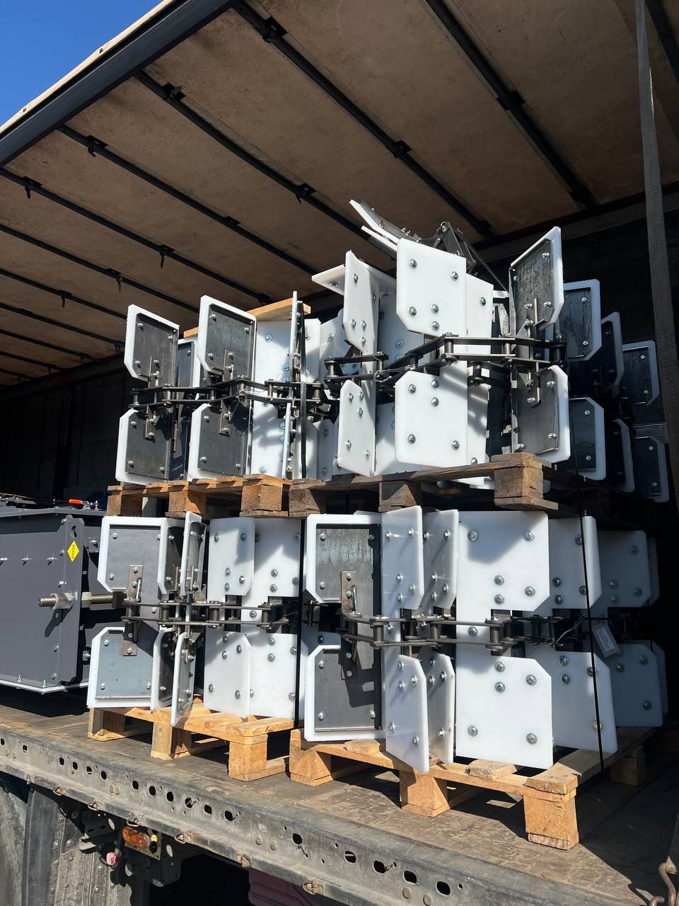 Grain Capital відвантажила партію транспортного обладнання для ОЕЗу — Elevatorist.com