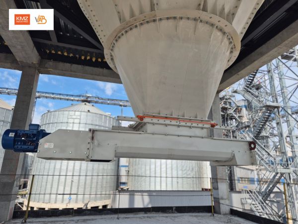 KMZ Industries монтує силоси на першому в Україні заводі з виробництва соєвого протеїнового ...